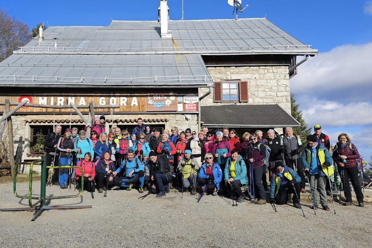Meddruštveni pohod na Mirno goro : Planinsko društvo Domžale